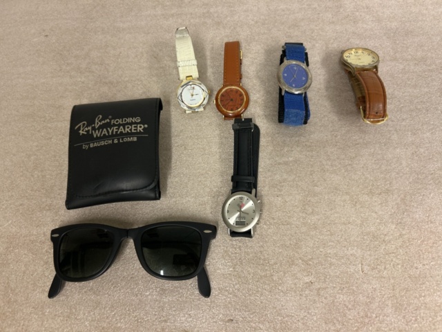 Sunglasses folding Ray-Ban, watches - PS Auction - We value the future ...