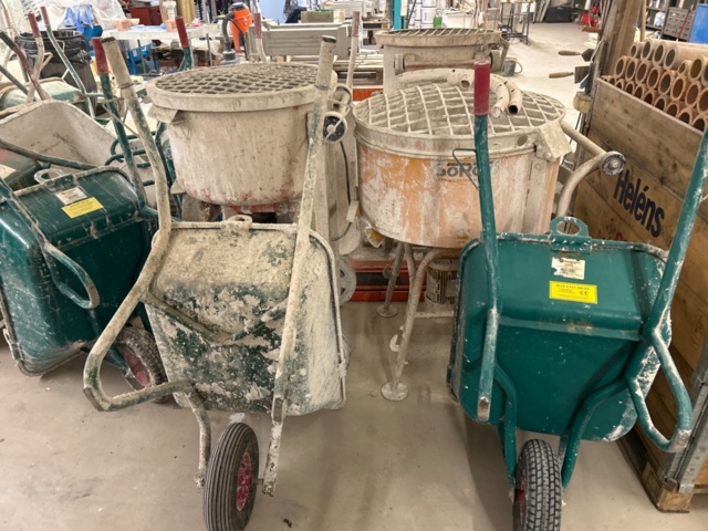 5 mortar mixers and 10 mortar carts - PS Auction - We value the future ...