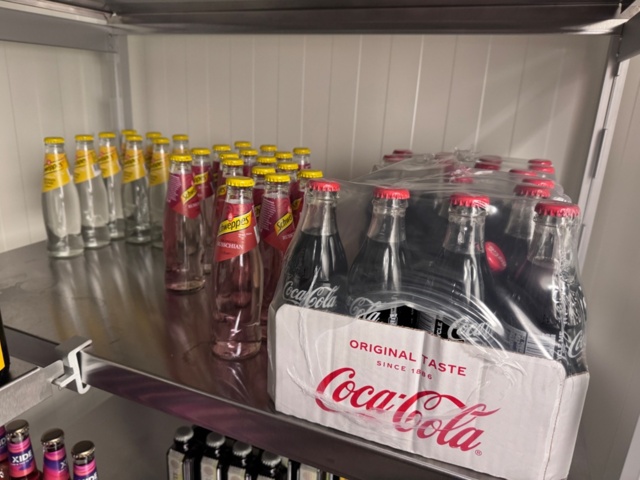 Samling alkoholfria drycker ca 400 enheter - Auktioner online ...