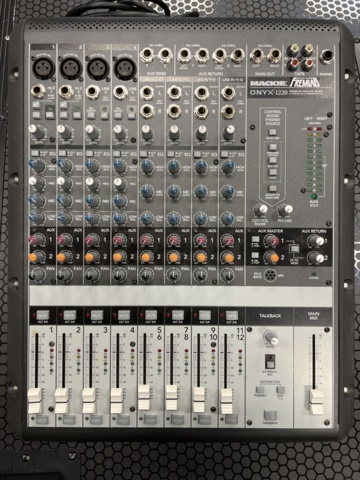 Mackie ONYX 1220 12 ch mixing desk - PS Auction - We value the future ...