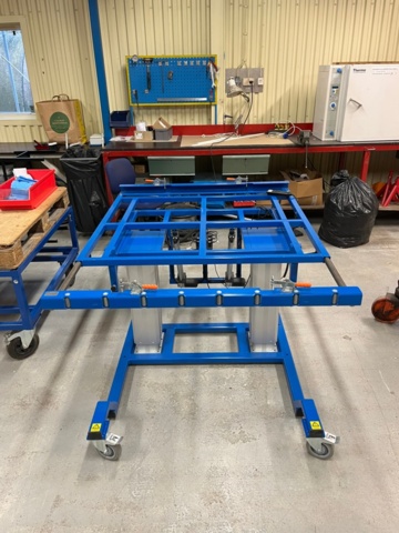 Tiltable assembly table electrical cabinet mounting plates - PS Auction ...