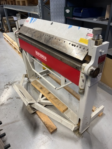 Plåtbockningsmaskin Sahinler CKL-12/1.5 -2008 - Auktioner online - Nätauktioner ...