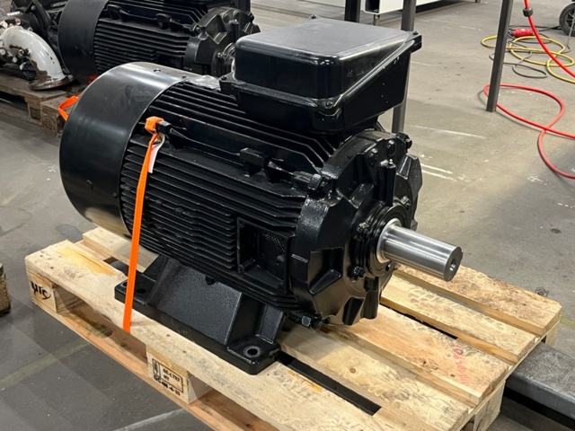 Electric motor - NIDEC permanent magnet motor 90kW, LSHRM280MD - PS ...