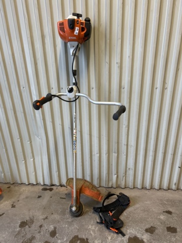 Grass trimmer STIHL FS 261 C - PS Auction - We value the future ...