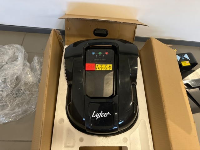 Lyfco robotic lawnmowers (53) - PS Auction - We value the future ...