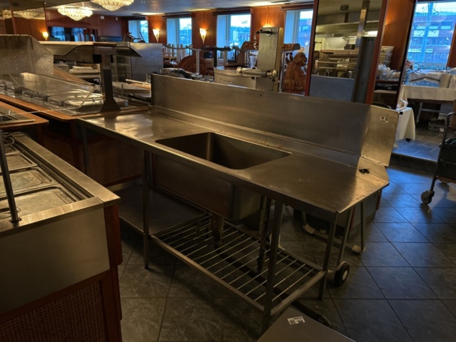 Diskbänk rostfri med diskho 210 x 65 x 89cm - Auktioner online ...