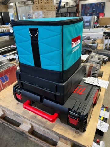 Empty boxes - PS Auction - We value the future - Largest in net auctions