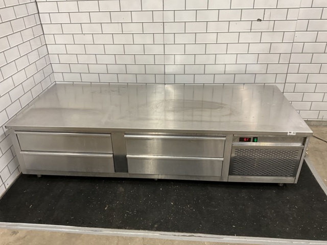 Grill cooling bench - PS Auction - We value the future - Largest in net ...