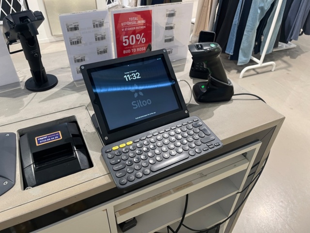 Kassasystem – Sitoo kassadator, scanner och kvittoskrivare - Auktioner ...