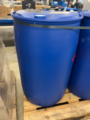 Ready-mixed washer fluid 210 liters - PS Auction - We value the future ...