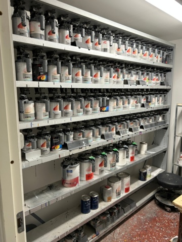 Everything in room, Dupont Refinish rack, scale and more - PS Auction ...