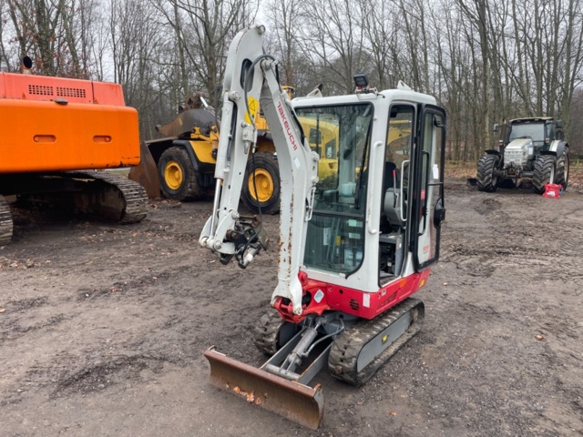 Crawler excavator Takeuchi TB 216 - PS Auction - We value the future ...