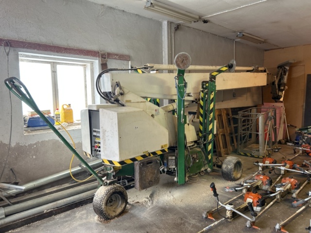 Skylift Denka-Lift DL22N -2008 (1126h) - PS Auction - We value the ...