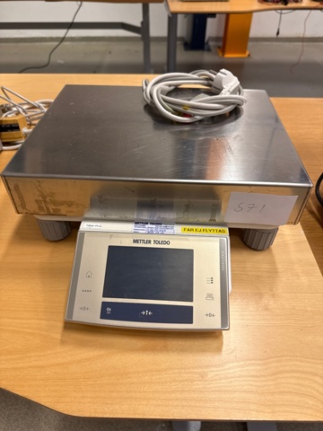 Mettler Toledo XS32001L DeltaRange, industrial scale - PS Auction - We ...