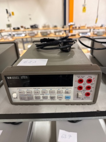 Hewlett-Packard (HP) 34401A Multimeter, högprecisions digital ...