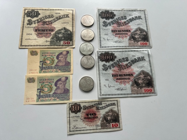 Old banknotes and coins 5kr 10kr 50kr 100kr - PS Auction - We value the ...