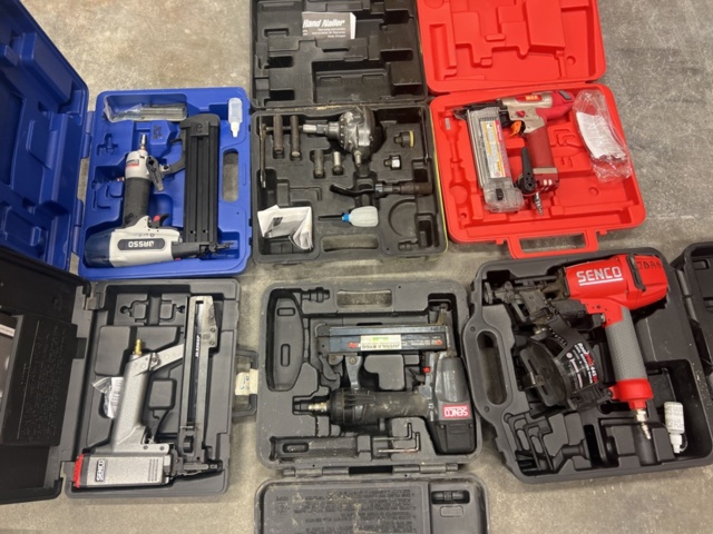 Pneumatic tools - Senco, Basso, Max - PS Auction - We value the future ...