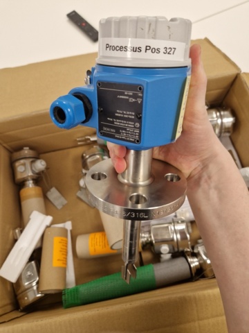 Level switch with NAMUR FEL58 Ext - PS Auction - We value the future ...