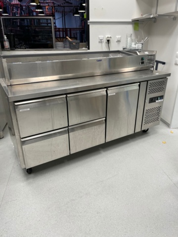 Refrigerated counter on wheels - Adexa 4DRG31V -2019 - PS Auction - We ...