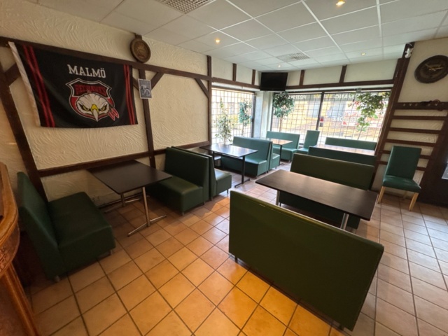 Restaurang inredning - soffor, stolar, - Auktioner online ...