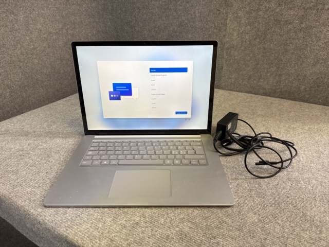 Laptop, Microsoft Surface Laptop 5 - 15 inch, i7/16/512 - PS Auction - We value the future ...
