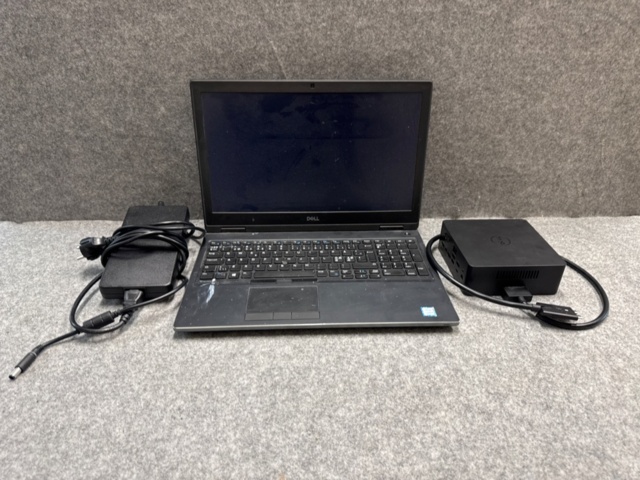 Dell Precision 7530 with docking station - PS Auction - We value the ...