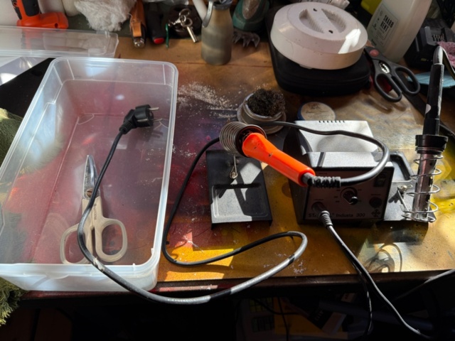 Soldering station Stannol Industa 300 and soldering iron - PS Auction ...