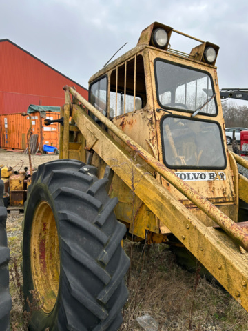 Backhoe loader Volvo BM H10 repair item - PS Auction - We value the ...