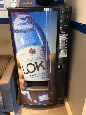 Drinks vending machine - Vendo Sanden - PS Auction - We value the ...