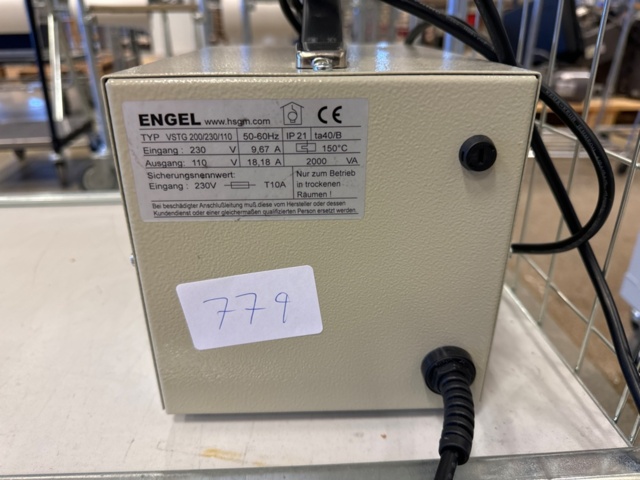 Transformer / voltage converter, ENGEL YSTG 2000/230/110 - PS Auction ...