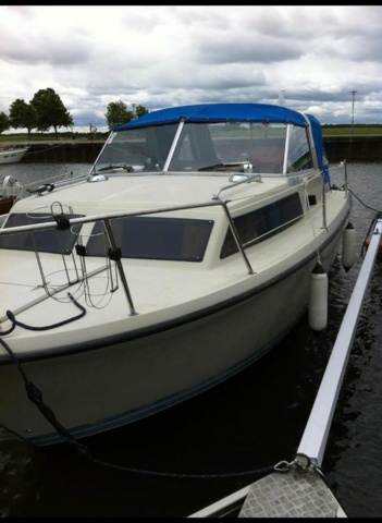 Cabin boat Maxim 26 with Volvo Penta - PS Auction - We value the future ...