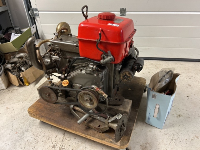 Inboard boat engine with reverse Yanmar YSE12 - PS Auction - We value ...