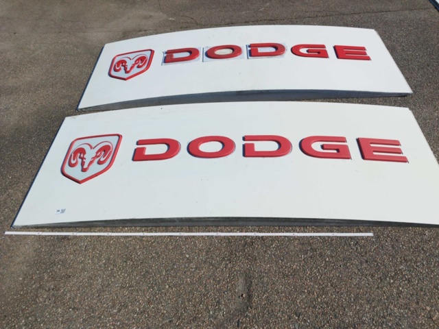 Signs, 2 pcs – Dodge, 2.5x0.9 m, with logo, one with loose letters - PS ...