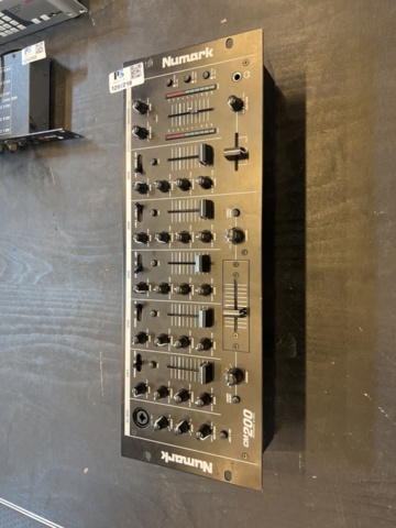 Mixer - Numark CM200 - PS Auction - We value the future - Largest in ...