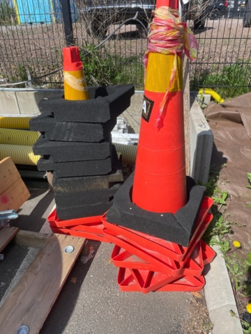 Cable protection pipes, ground pipes and cones - PS Auction - We value ...