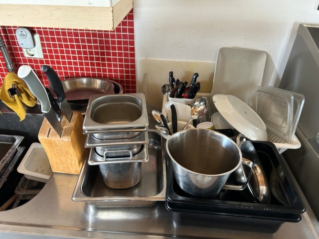 Everything loose in kitchen cupboards and various pots, canteens on the ...