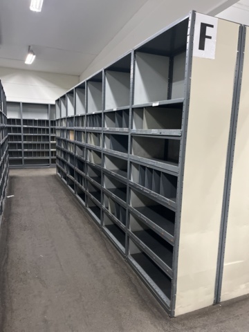 Storage rack/Sorting rack with sheet metal shelves F - 7 meters - PS ...