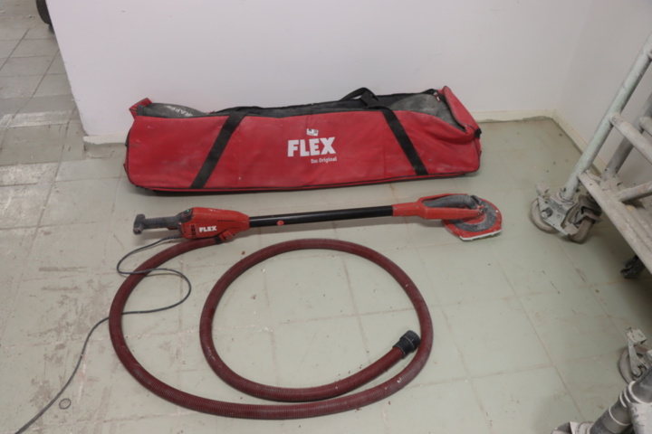 Giraffe Flex GE 6-EC - PS Auction - We value the future - Largest in ...