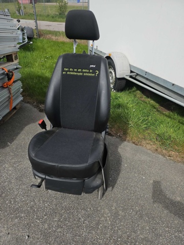Driver's seat with custom upholstery - for Volkswagen Caddy - PS ...