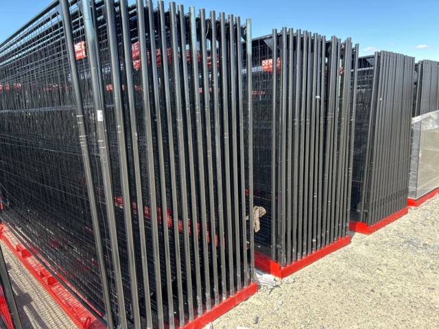 Construction fence with concrete feet and transport fence - approx ...