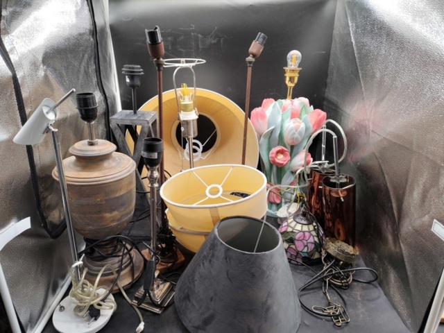 Mixed lamp bases and shades - PS Auction - We value the future ...