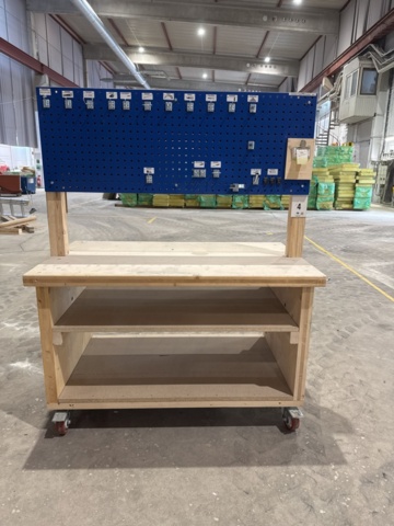 Workbench on wheels, tool board - PS Auction - We value the future ...