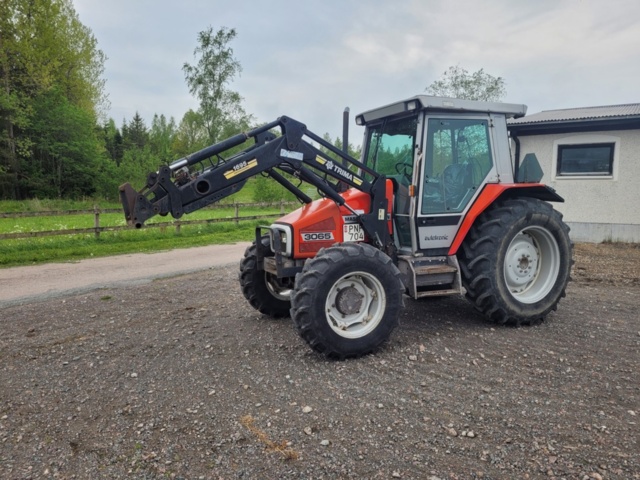 Massey Ferguson 3065 4WD Stepnose with Trima 1695 loader - PS Auction ...