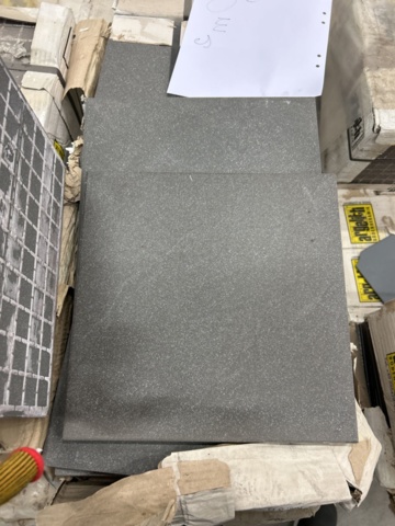 Stools with Klinker Argelith, in gray tones. About 4 pallets - PS ...