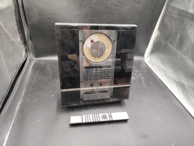 Wall-mounted CD player with remote control, 1 pc, Bang & Olufsen, retro ...