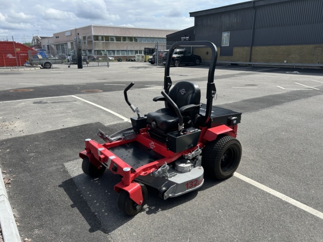 Riding lawn mower Cramer 82ZT132 Zero Turn, 0h mowing time - PS Auction ...