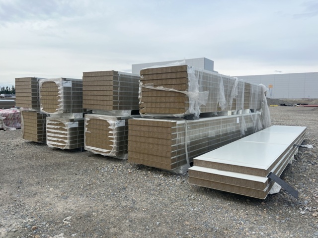 Insulated Paroc wall panels - PS Auction - We value the future ...