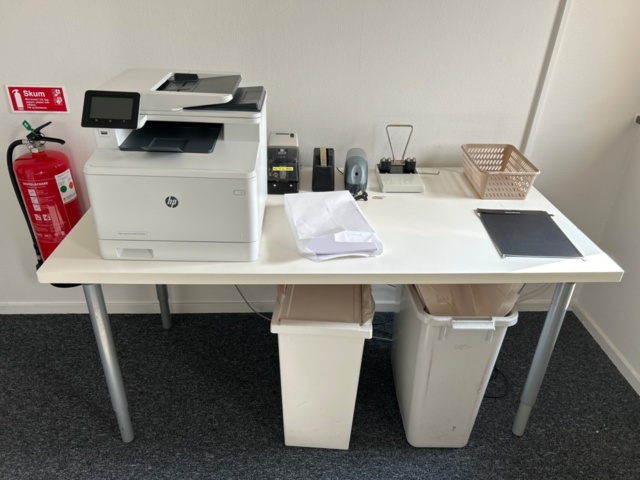 File cabinet, filing table, HP printer, shelf - PS Auction - We value ...