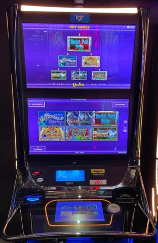 Slot machine IGT Crystal dual (2015) - PS Auction - We value the future ...