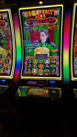 Slot machine IGT Peak slant 49 (2023) - PS Auction - We value the ...